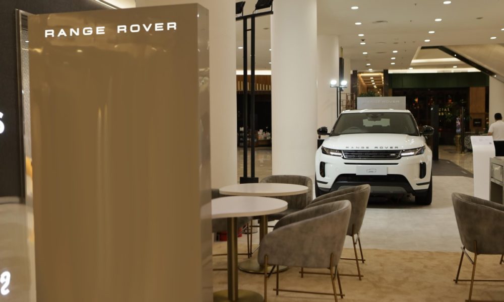 Defender 110 Dan Range Rover Evoque Tampilkan Kenyamanan Dan Kemewahan ...